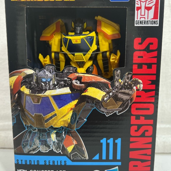 Hasbro | Toys | Transformers Hasbro Bumblebee Studio Series Deluxe ...